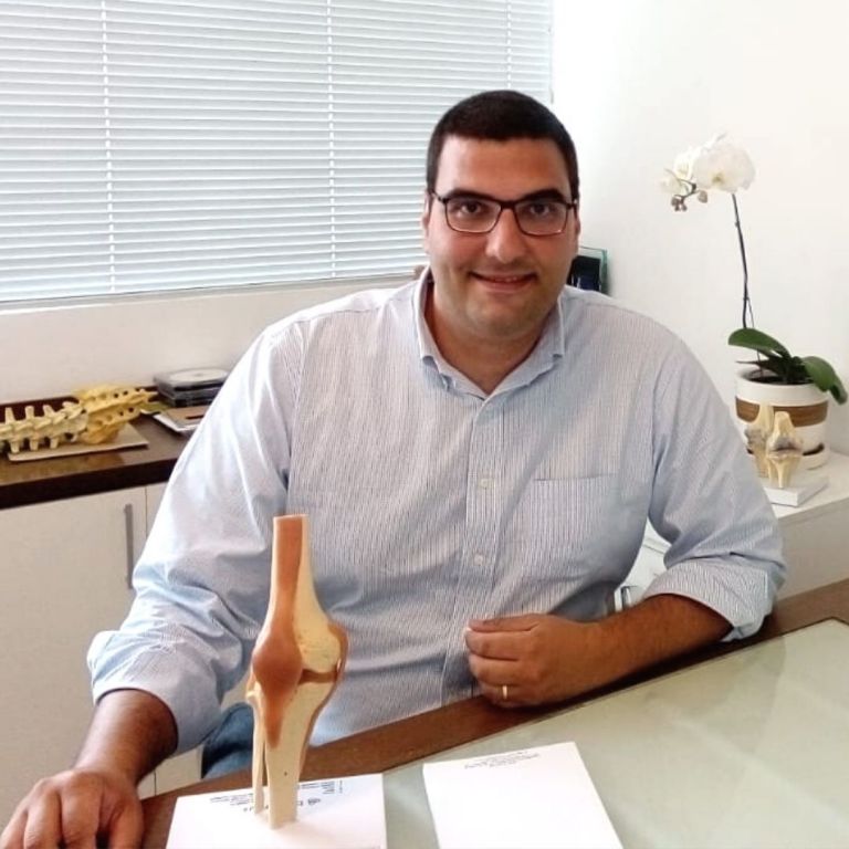 Dr. Camilo Helito - Dr. Camilo Helito - Cirurgião de Joelho - São Paulo/SP